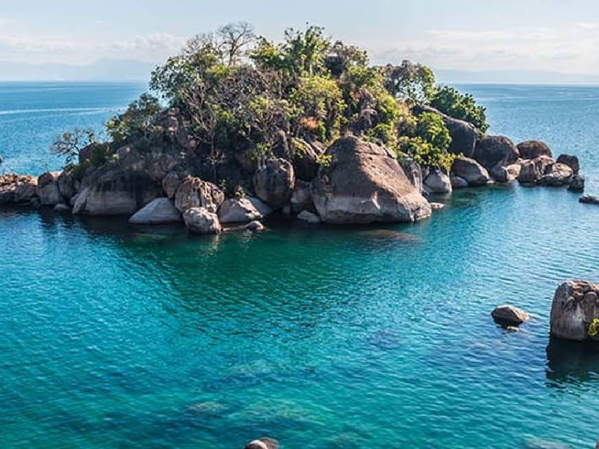 Drive the coconut route in Mozambique - Smiles Travel And Tour