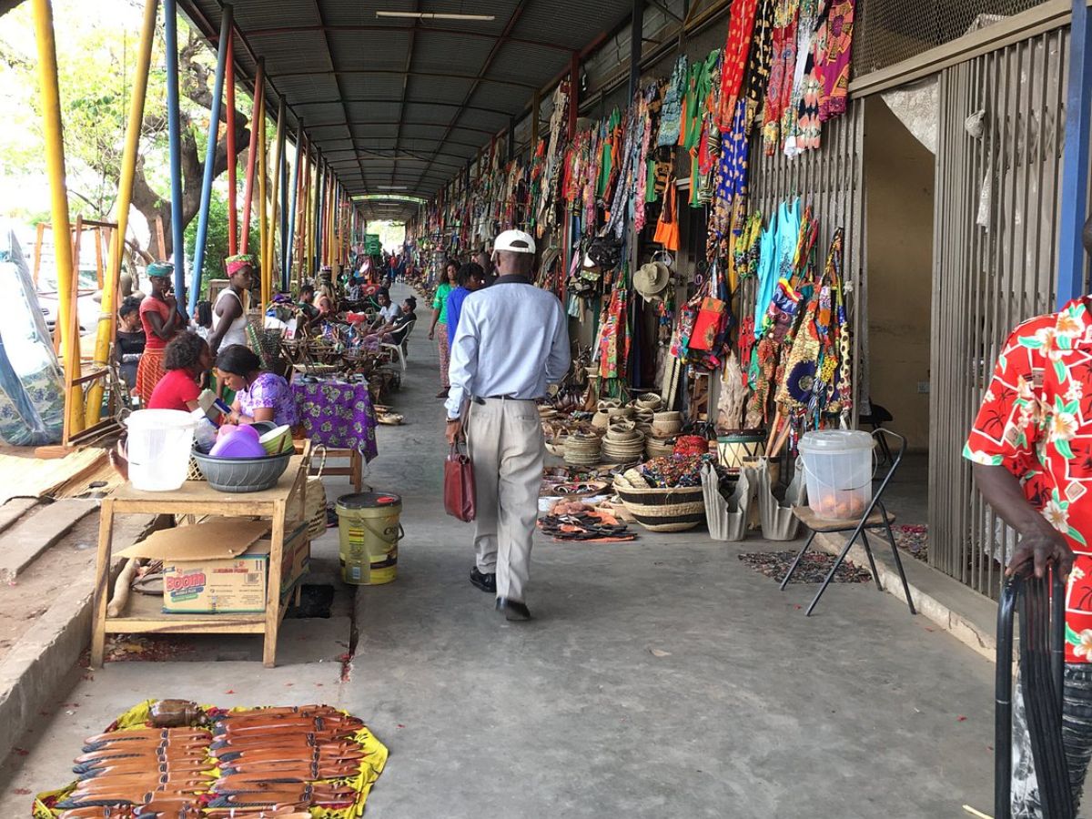 Mukuni Park Curio Market - Livingstone, Zambia - Smiles Travel And Tour